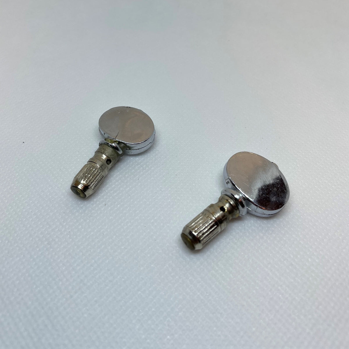 5th String Tuning Pegs – Trad Banjo